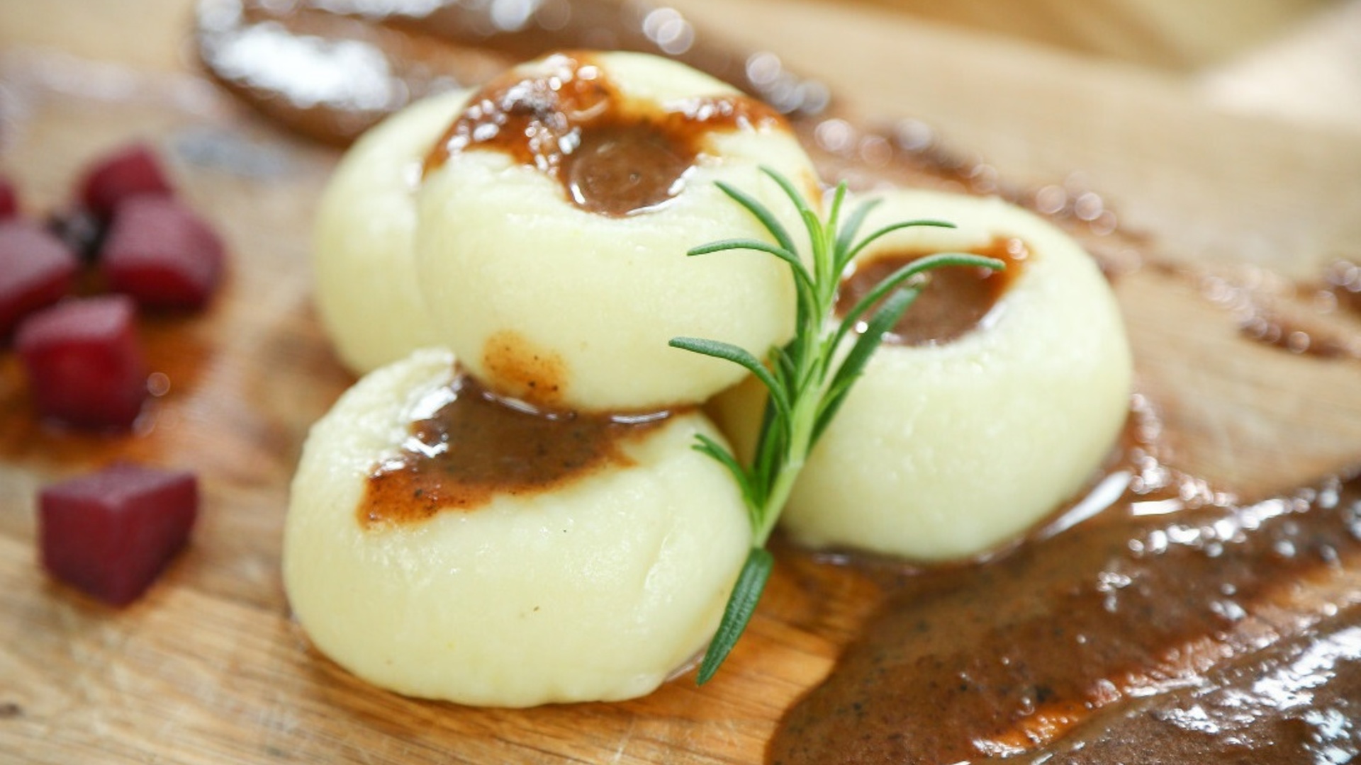 Przepis na idealne kluski śląskie, czyli gumiklejzy - Chillizet
